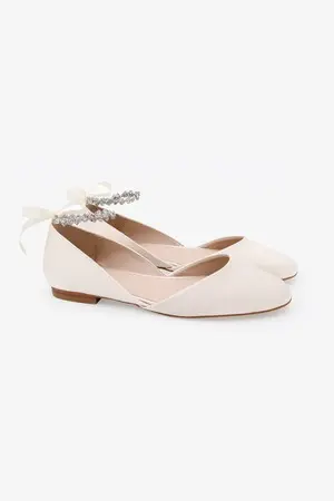 KAILEE P Gloria Satin Round Toe Flat - Ivory
