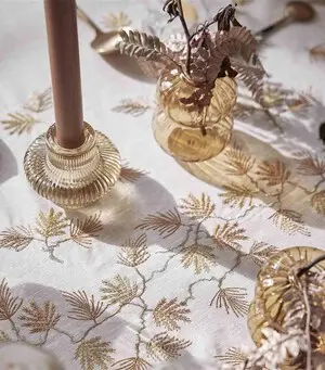 ALEXANDRE TURPAULT Linen Ramage Tablecloth - Neutral