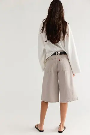 LEVI'S Super Baggy Knee-length Denim Shorts - Pebbled Path