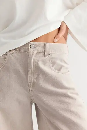 LEVI'S Super Baggy Knee-length Denim Shorts - Pebbled Path