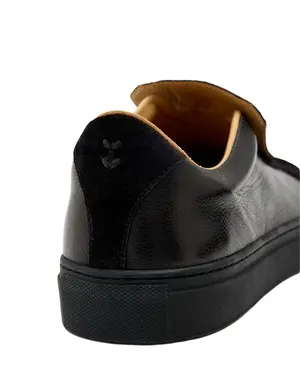 John Varvatos 315 Reed Laceless Low Top Sneaker - Black