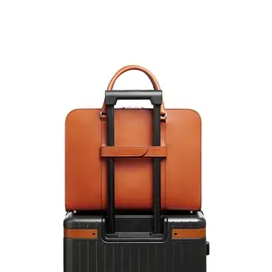 CARL FRIEDRIK Leather Smart Holder Cognac