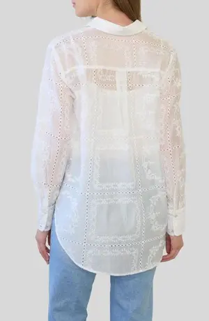 ZOE AND CLAIRE Embroidered Button-down Shirt