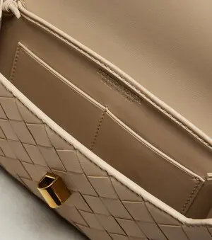 Bottega Veneta Andiamo Leather Pouch With Strap - Beige