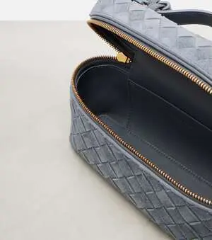 Bottega Veneta Intrecciato Suede Vanity Bag - Grey