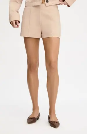 Sam Edelman Front Seam Tailored Shorts - Sand