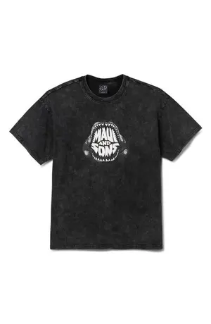 MAUI & SONS Shark Teeth Mineral Wash Cotton Graphic T-shirt