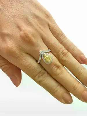 HYT JEWELRY Pear Diamond Ring