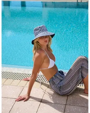 PHYSICIAN ENDORSED Bucket Hat