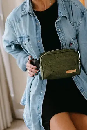 TIRADIA CORK Omni Belt Crossbody Bag - Green