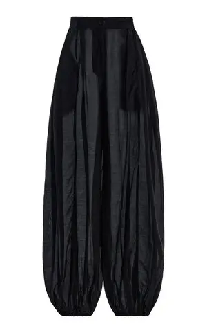 The Latest Knee Length Pants For Women