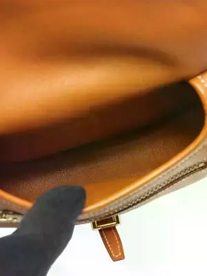 Hermès 2000-2026 Mini Gulliver Balle De Golf Crossbody Bag - Brown