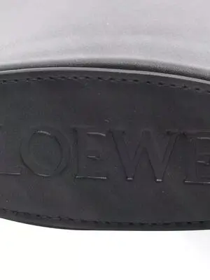 Loewe 2010-2026 Smooth Calfskin Pebble Pouch Crossbody Bag - Black