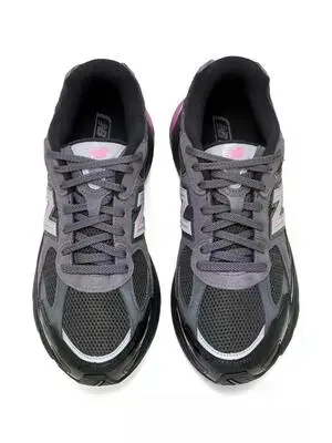 NEW BALANCE 2010 Logo Sneakers - Black