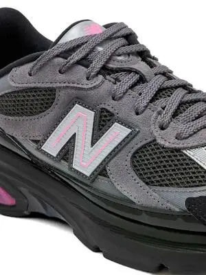 NEW BALANCE 2010 Logo Sneakers - Black