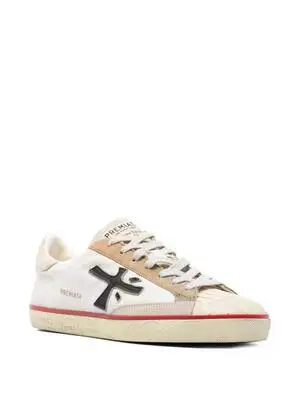 Premiata Steven 8052 Appliqué Sneakers