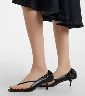 Jacquemus Leather Thong Sandals - Black