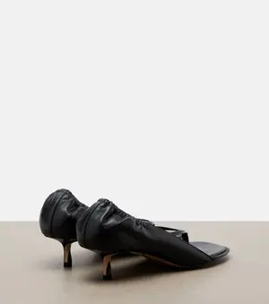Jacquemus Leather Thong Sandals - Black