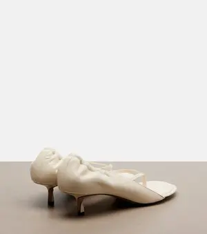 Jacquemus Leather Thong Sandals - White