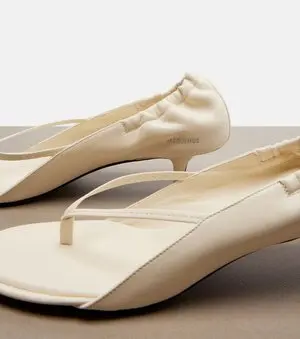 Jacquemus Leather Thong Sandals - White