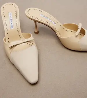 Manolo Blahnik Tapidpla Leather And Suede Mules - Beige