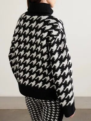 Perfect Moment Jacquard-knit Houndstooth Wool Turtleneck Sweater