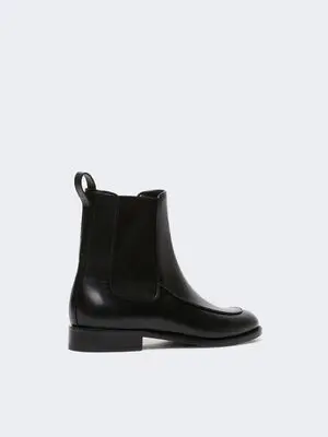 Max Mara Leather Chelsea Ankle Boots - Black