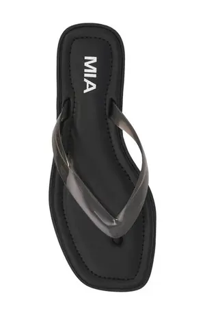 Mia Minimalist Flip Flops - Black