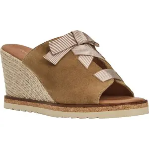 Andre Assous Crossover Shoes For Women