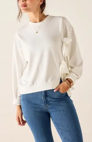 VOYAGEUR BY MERSEA Simone Bow Crewneck Sweatshirt