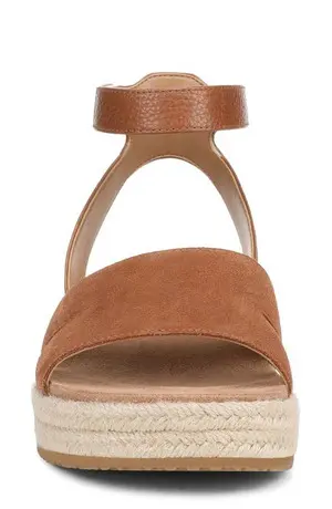 Vionic Yucca Ankle Strap Sandal - Tan