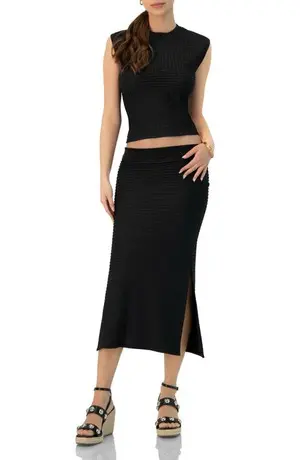 IVONNE Sleeveless Knit Top - Black