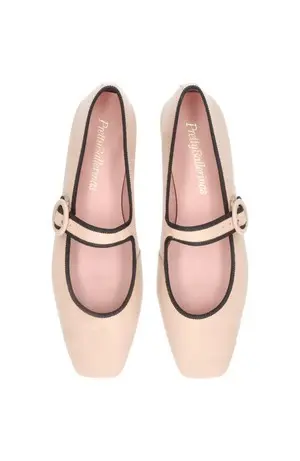 Pretty Ballerinas Square Toe Leather Mary Jane Flats