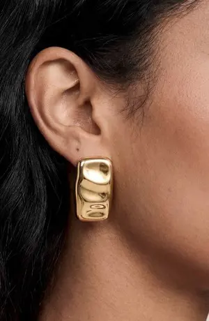 Ettika Molten Edge Stud Earrings