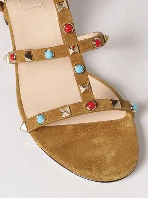Valentino Garavani Rockstud Embellished Suede Sandals - Beige