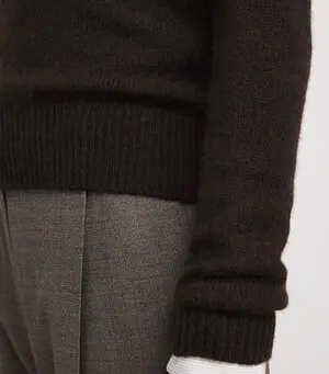 THE ROW Nalini Goat Cashmere Sweater