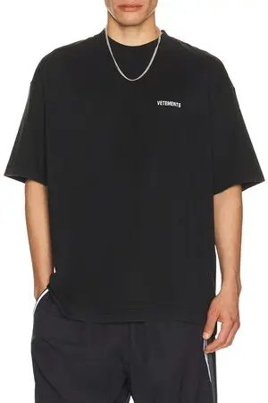 Vetements Iconic Logo T-shirt
