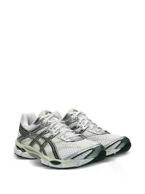 Asics Cumulus 16 Lace-up Sneakers - White