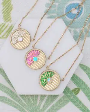 CAMPBELL + CHARLOTTE Tsavorite And Opal Ribbed Pendant Necklace - Tsavorite/opal