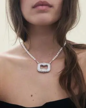 STATEMENT Pearl And Diamond Pendant Necklace