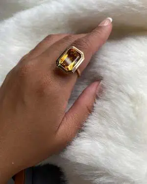 Goshwara Citrine & 18k Gold Manhattan Ring - Yellow