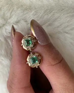 Goshwara Emerald & Diamond 18k Gold Stud Earrings - Green