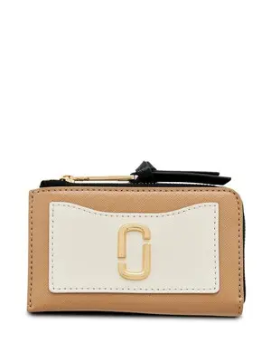 Marc Jacobs The Utility Snapshot Top Zip Multi Wallet Brown