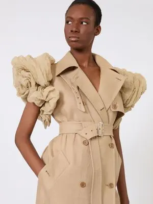Max Mara Sleeveless Linen Duster Coat With Ruffles - Camel