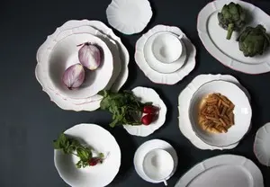 TWIG NEW YORK Amelie Charger Plate - Roseate