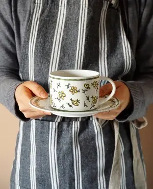 TWIG NEW YORK Heritage Daisy Chain Cup And Saucer
