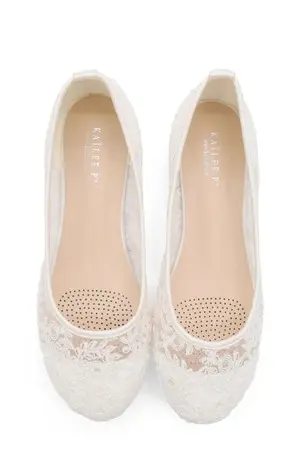 KAILEE P Crochet Lace Ballet Flats - White