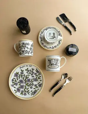 TWIG NEW YORK Heritage Forget Me Not Blooming Mug