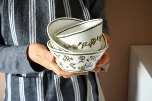 Twig New York Heritage Daisy Chain Cereal & Soup Bowl - Multi
