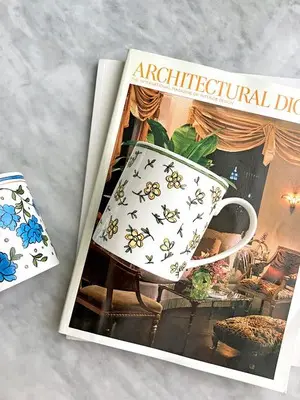 TWIG NEW YORK Heritage Daisy Chain Blooming Mug
